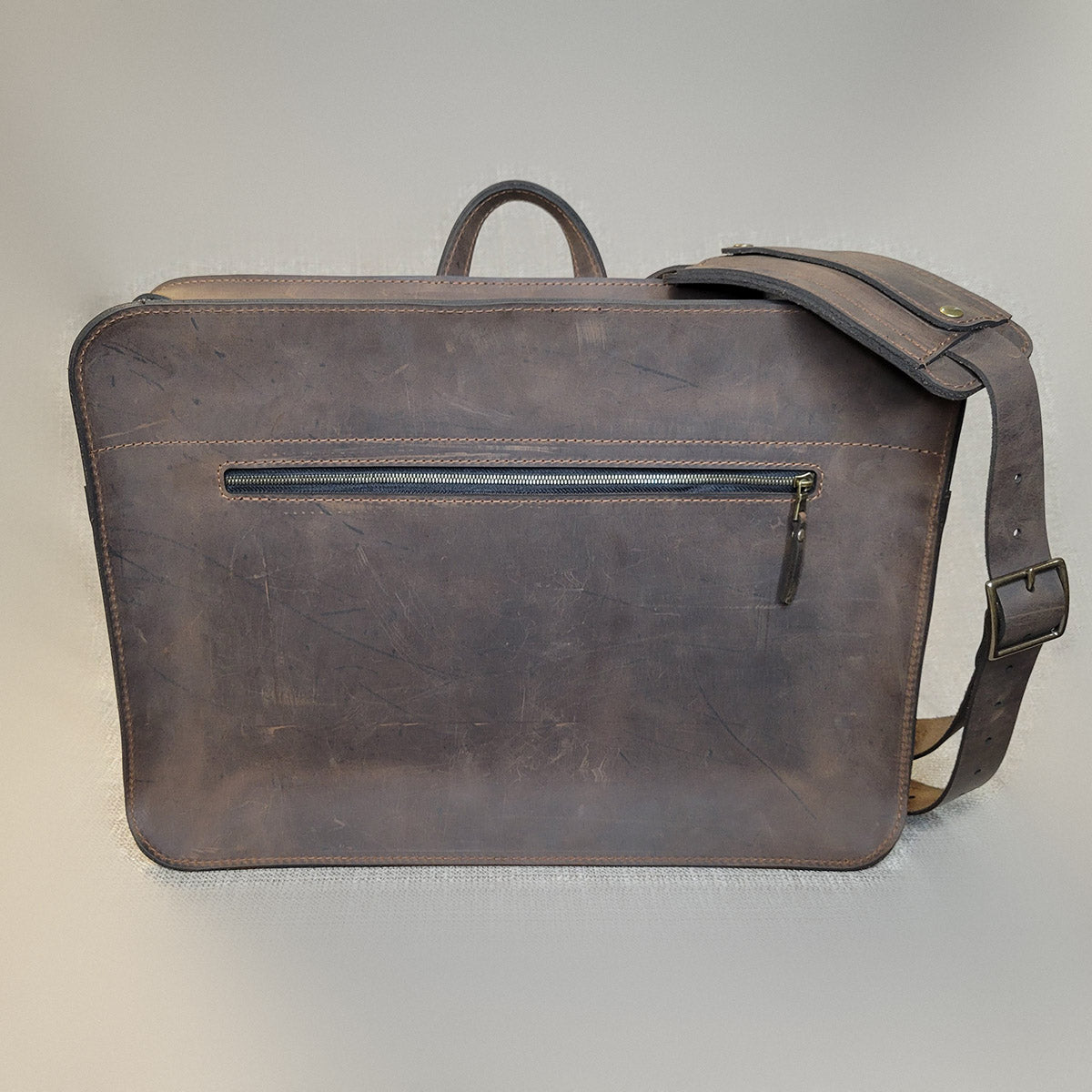 Zipper Messenger Bag - 2023 version – Orcas Island Leather Goods